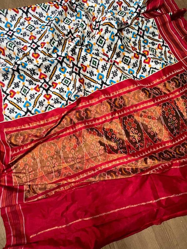 Exquisite Handloom Pochampally Double Ikat Silk Saree