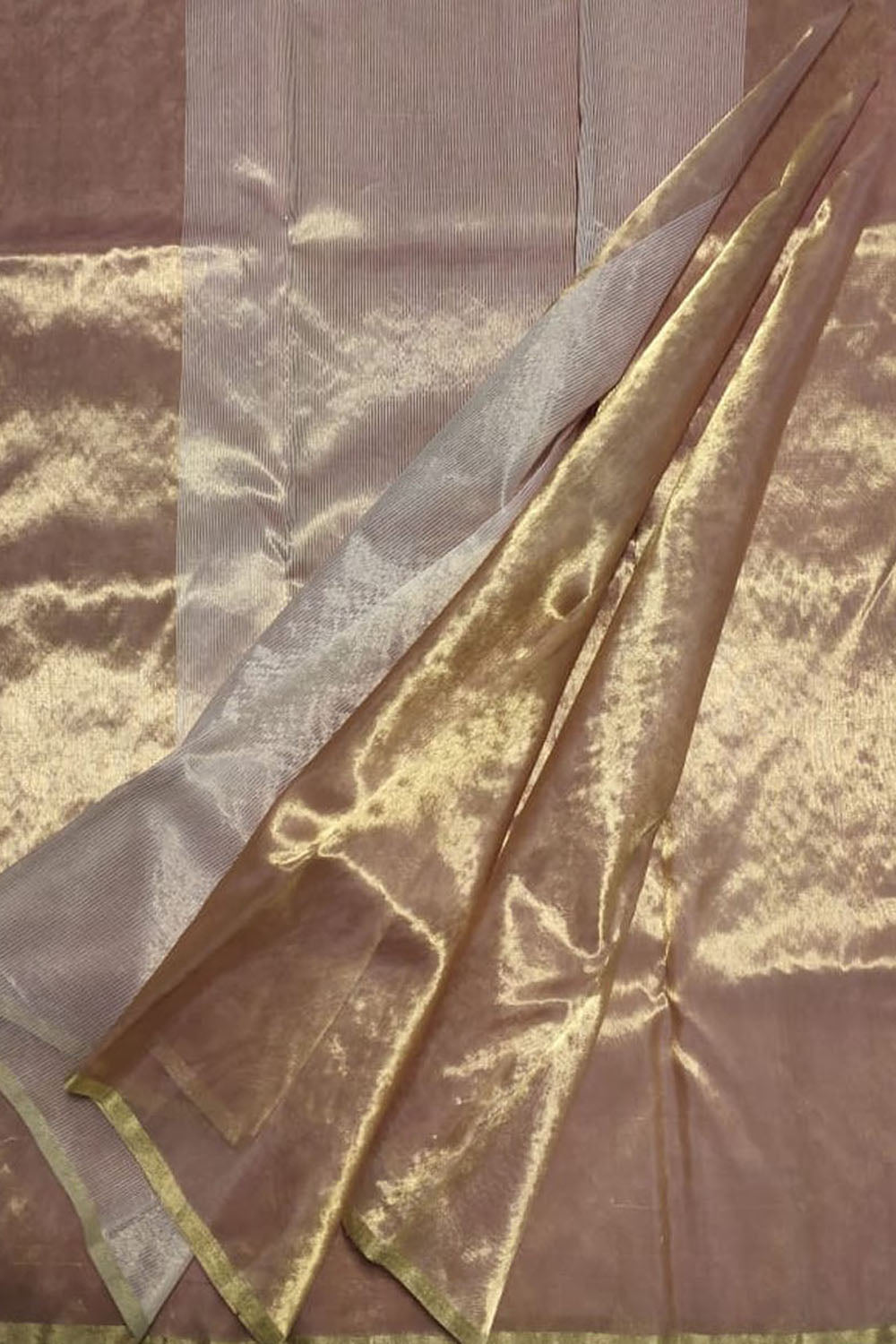 Get 20% Off on Golden Chanderi Handloom Pure Tissue Saree