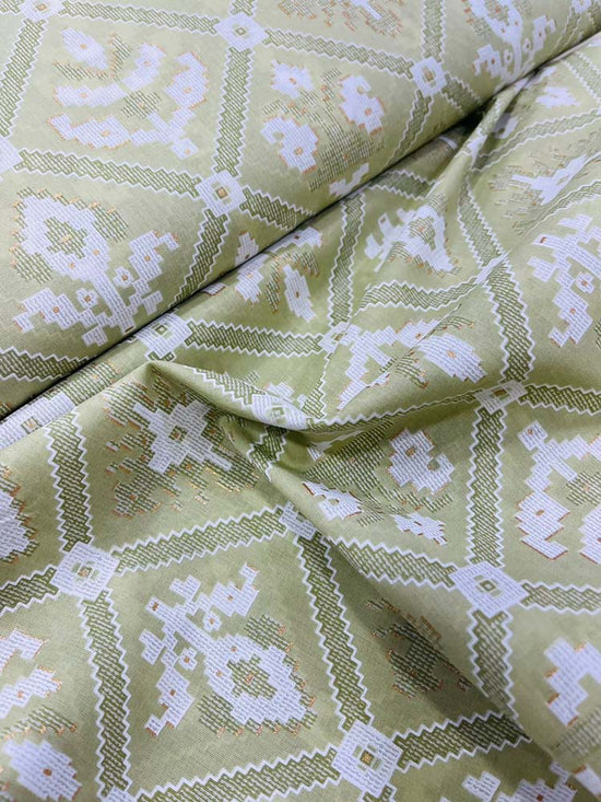 Green Foil Block Printed Cotton Fabric ( 1 Mtr ) - Luxurionworld